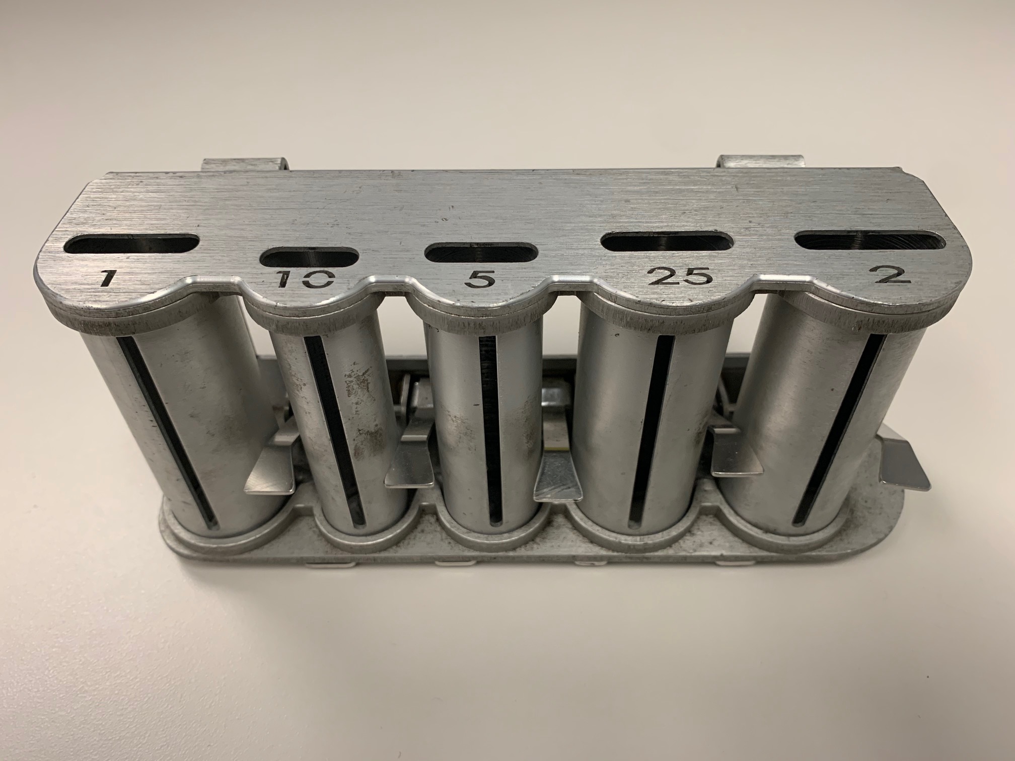 Touching story of a Toronto man’s love of GO Buses