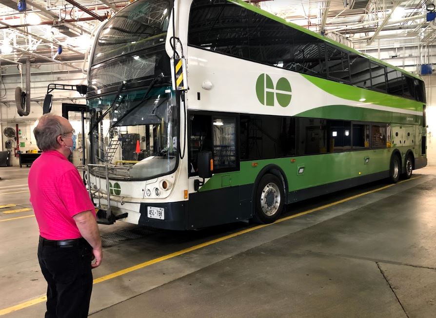 Veteran GO Transit mechanic hangs up his wrench after 40 years