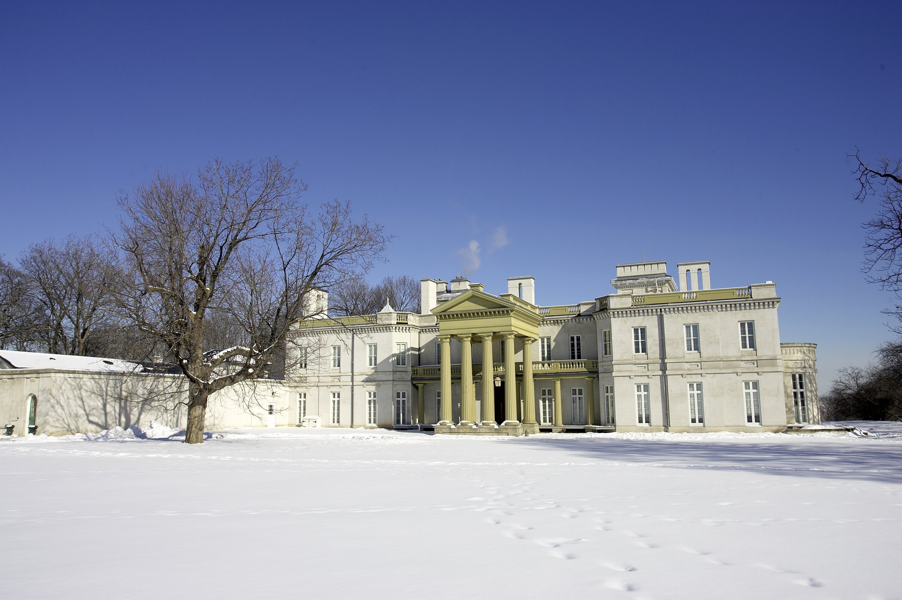 Visit Hamilton This Winter | GO Transit