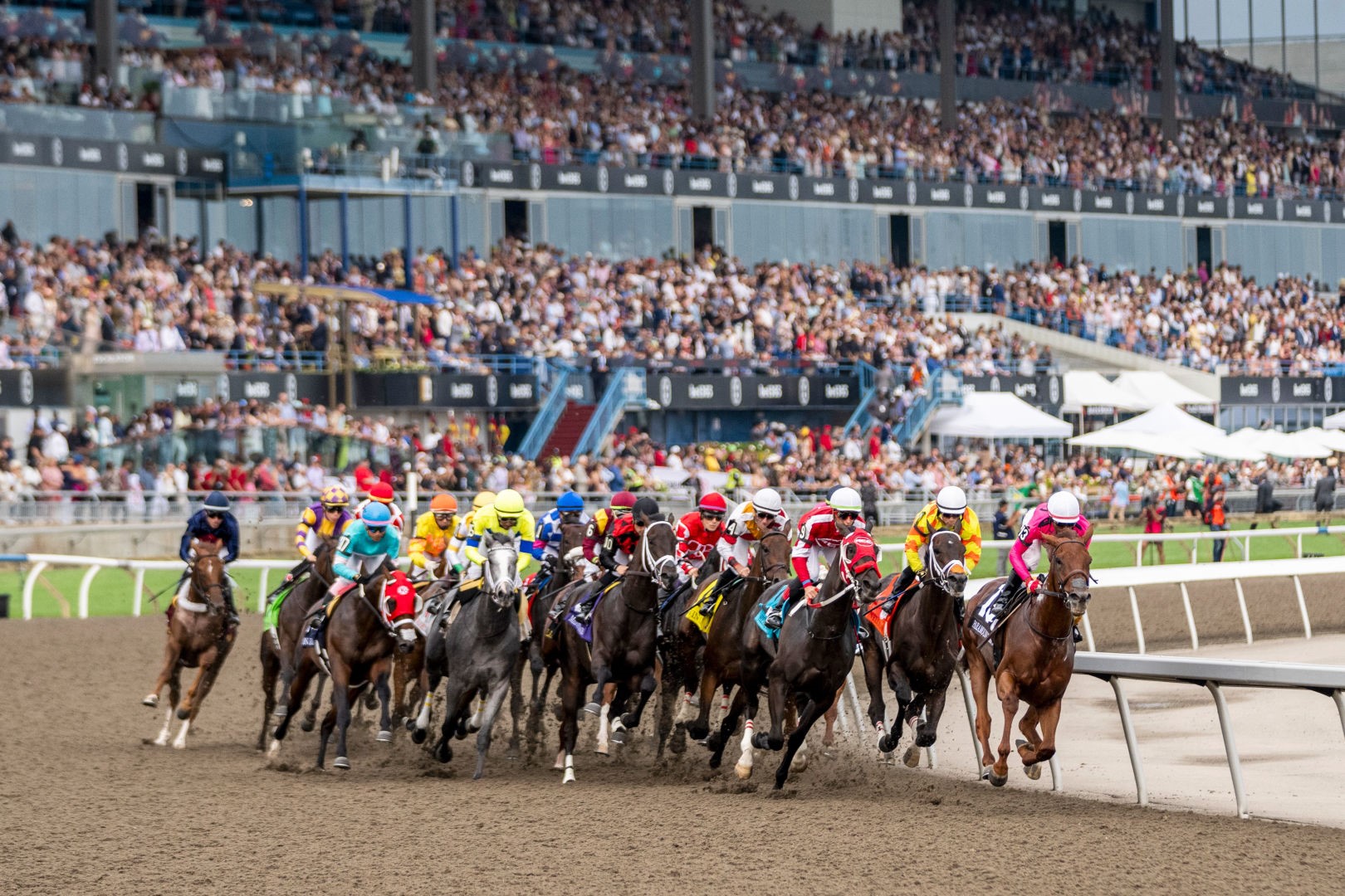 GO to the 2025 OLG Canadian Triple Crown | GO Transit